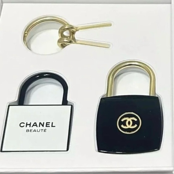 Accessories | Chanel Black And Gold Lock Set With Keysla Collection Gwp ...